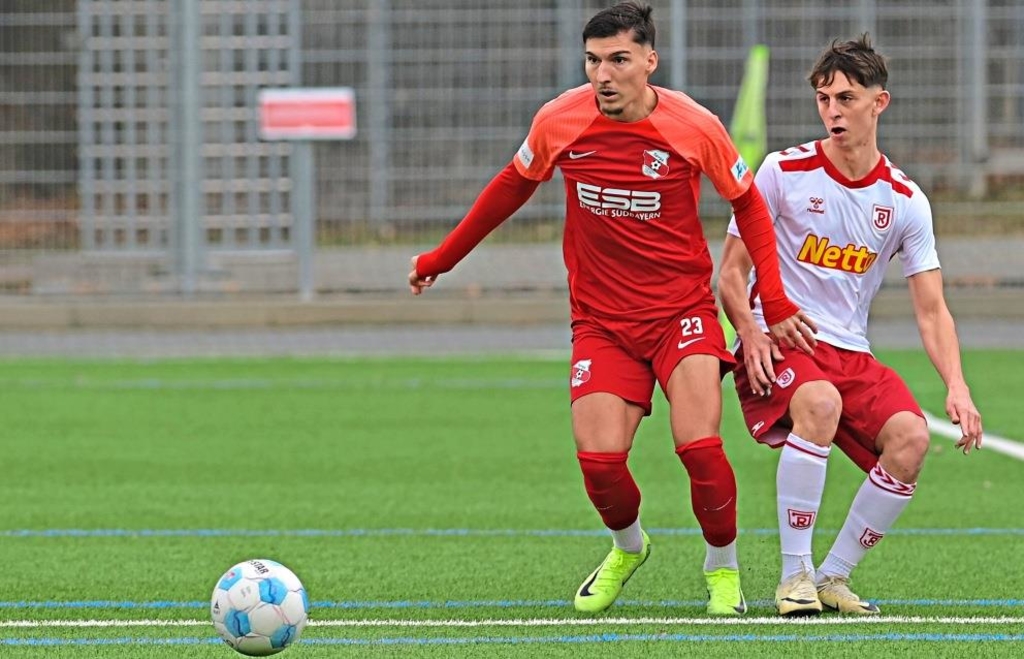 Vertrag bis 2027: Vincent Ketzer bindet sich bei „Dorfbuam ...