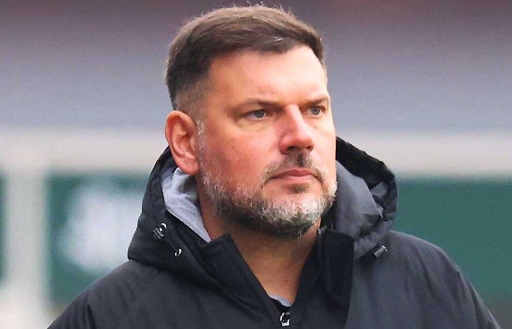 Trotz höherklassigem Angebot: Darum hat sich Ex-Wacker-Coach Berg für ...