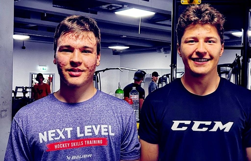 Tigers setzen auf Talente: Deggendorfer Simon Seidl und Tobias Schwarz ...