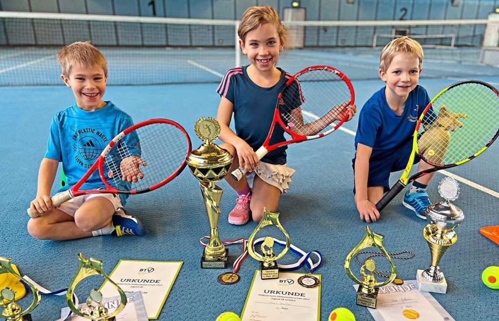 Tennisnachwuchs trumpft auf: Jonas Ritter, Maria Stoiber und Johannes ...