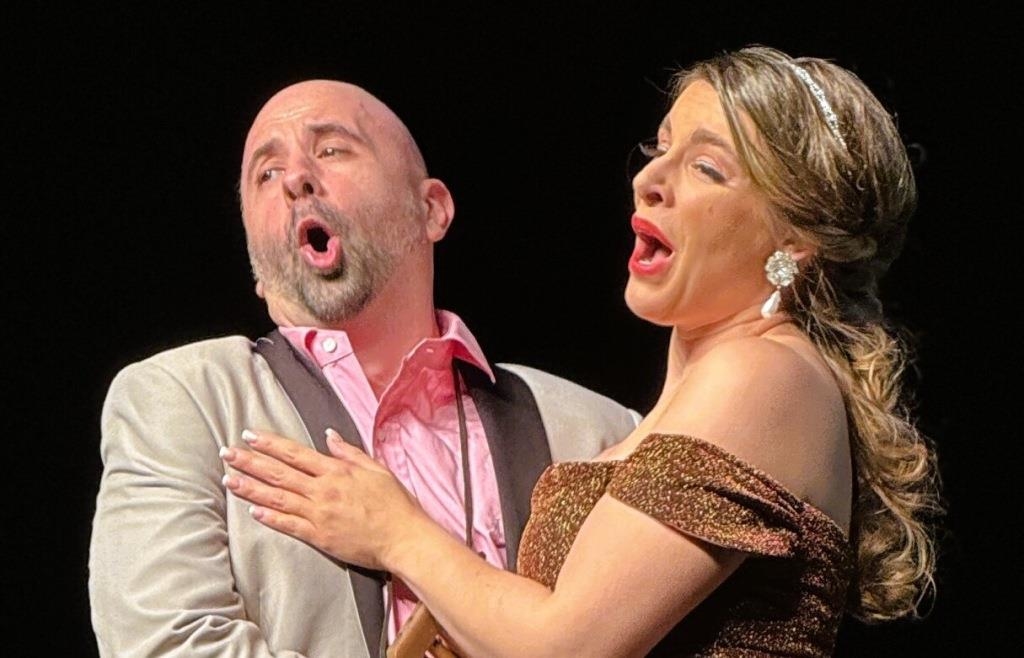 Eggenfeldener Theater an der Rott führt mit Johann Strauss und Mozart ...