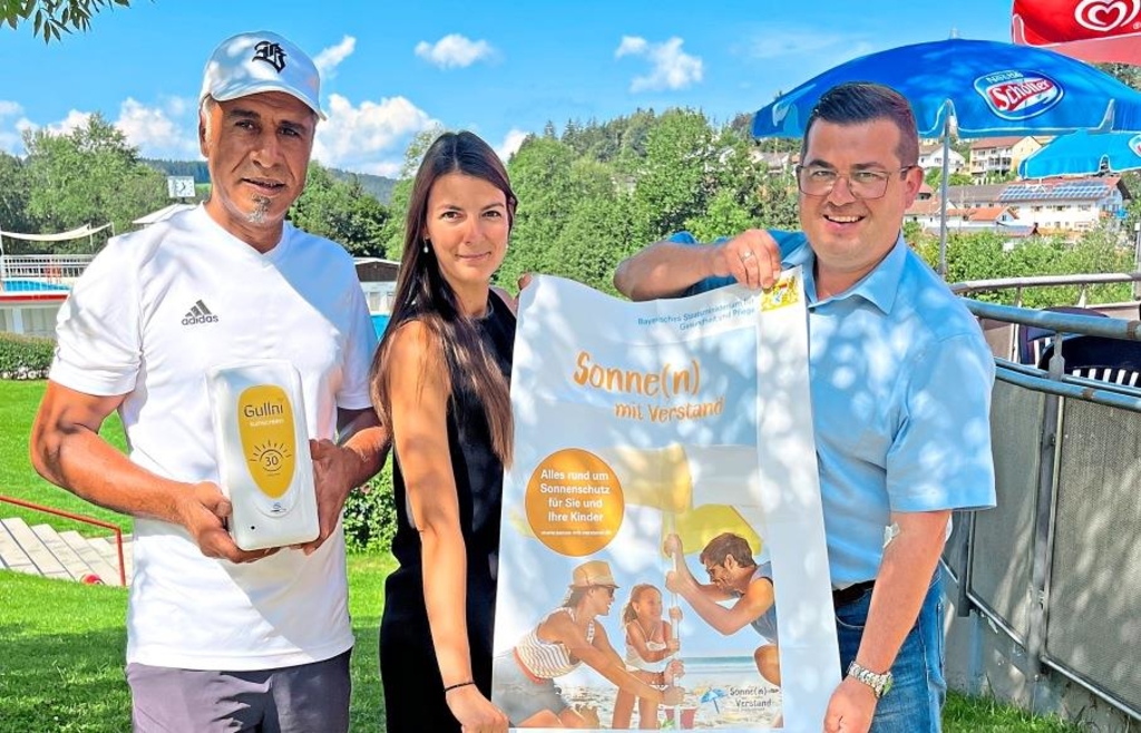 Regener Freibad gibt Gratis-Sonnencreme aus