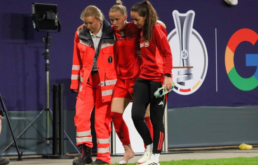Pause statt neuer Rolle: Franziska Kett muss Kurzeinsatz im Supercup ...