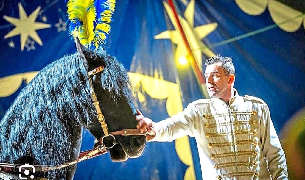 Artistik und Spaß mit dem Circus Renado