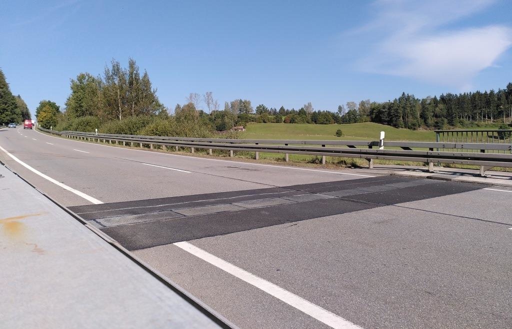 Wieder freie Fahrt auf der B85 bei Viechtach: Brückenschäden repariert