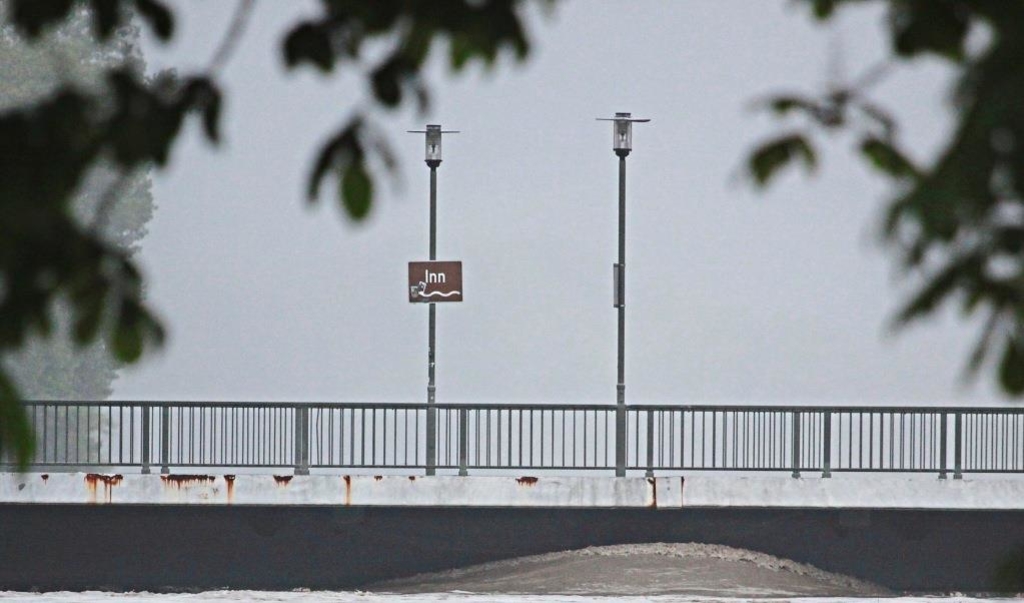 Jahrhundert-Hochwasser in Passau schreibt große Geschichten und kleine Geschichten