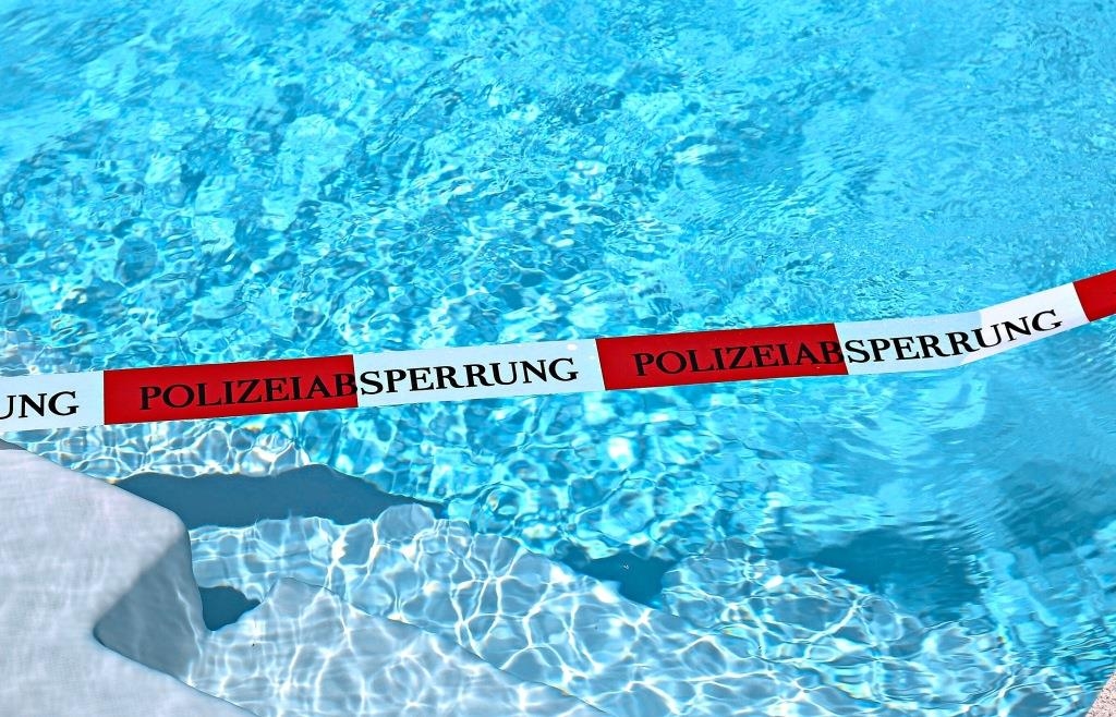 Ertrunkener Bub (3) in Burghauser Pool: Polizei gibt Zwischenstand der ...