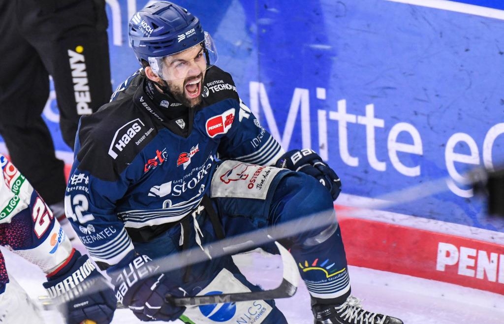 Zusammen 27 Tore und 17 Assists: Clarke und Fonstad stürmen weiter für ...
