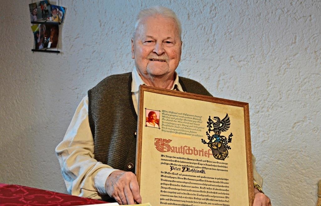 Peter Leschinski aus Altenmarkt arbeitete 40 Jahre als Schriftsetzer