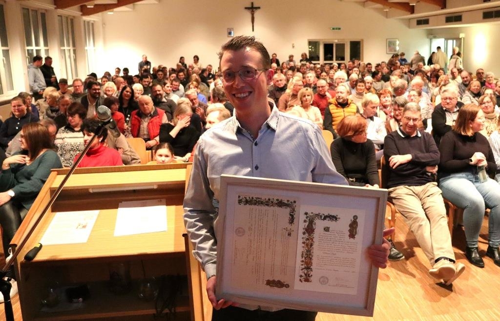 2200 Kilometer gepilgert: 300 Zuhörer beim Vortrag von Markus Barth ...