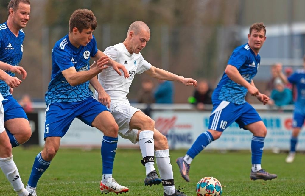 In Unterzahl: Hammerau behält gegen Tacherting mit 3:2 die Oberhand