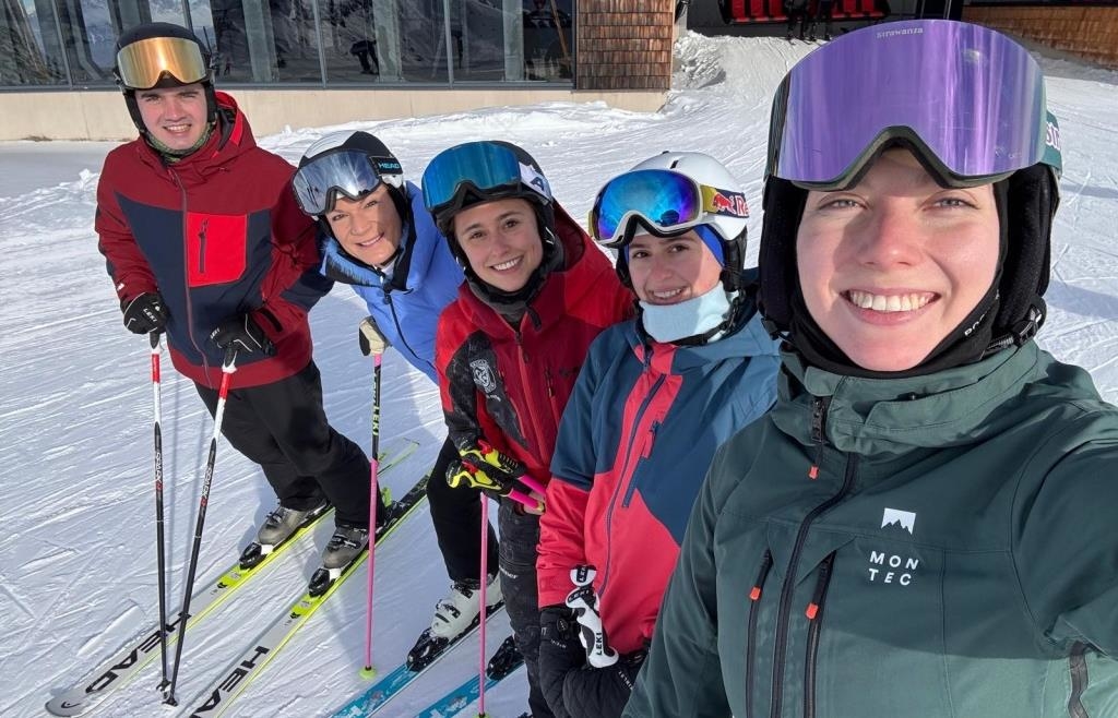 Otzinger Skifahrer treffen Maria Höfl-Riesch auf der Piste in Kitzbühel