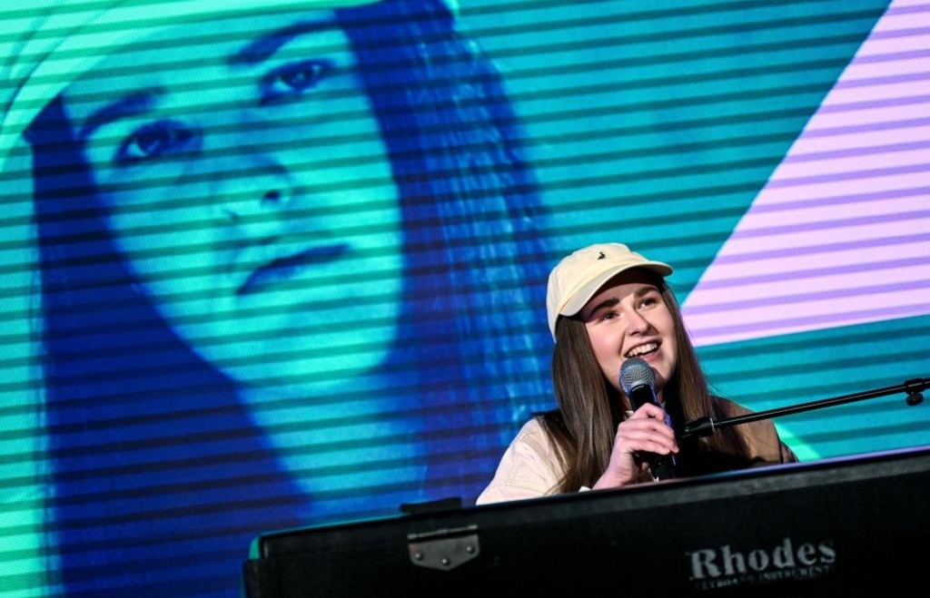 Musikautorinnenpreis der Gema für Passauer Popsängerin Luna