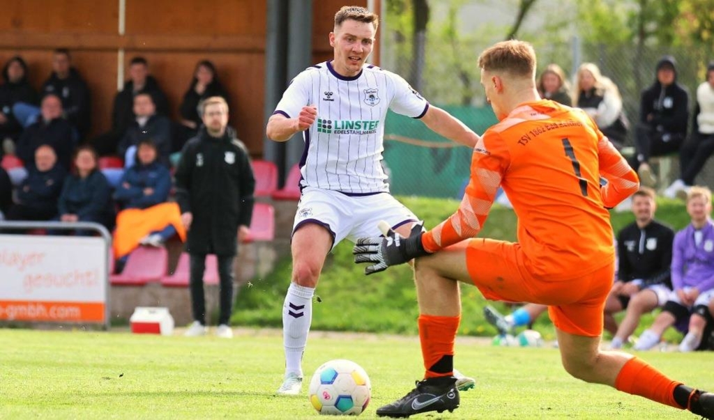 Primus Aschau feiert 4:2-Heimerfolg gegen Reichenhall