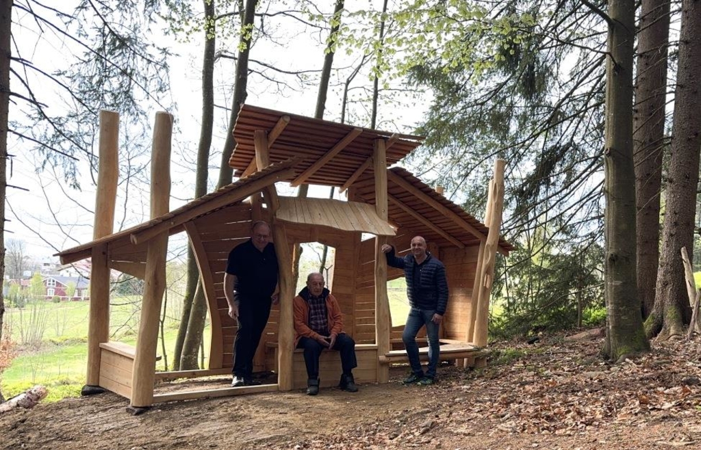 Für 20000 Euro ein Spielhaus für den Waldkindergarten