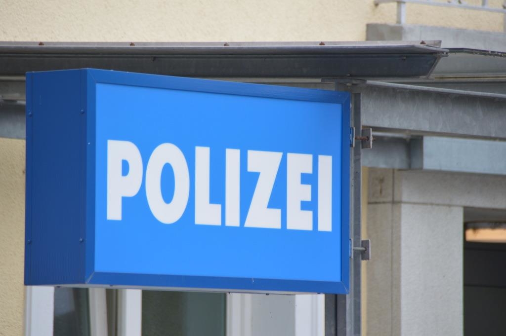 BMW-Fahrerin übersieht Lkw auf der B20 – zum Glück wird niemand verletzt