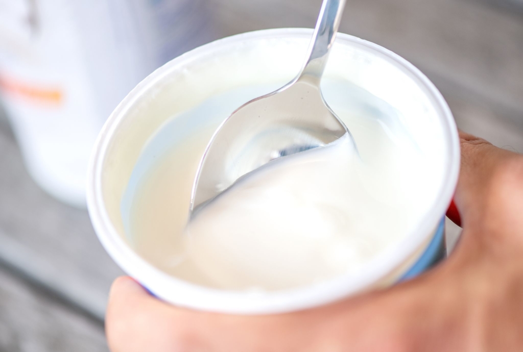 Das unterscheidet Joghurt, Skyr und Quark