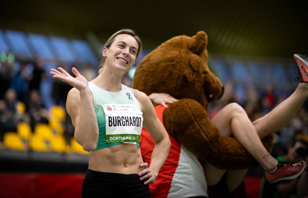 Erfolgreiches Comeback: Alexandra Burghardt sprintet in Dortmund aufs ...