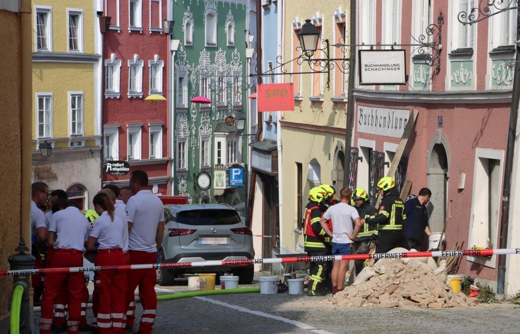 Nach Gewölbeeinsturz in Schärding: Drei Gebäude bleiben vorläufig gesperrt