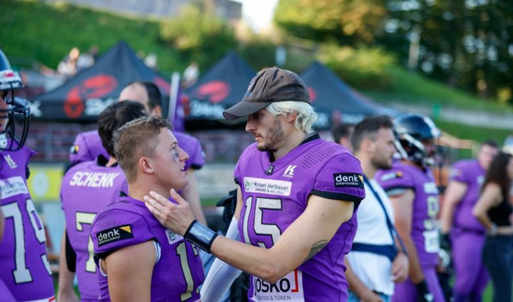 1000 Fans feiern Football-Party in Passau: Bilder rund um den Pirates ...