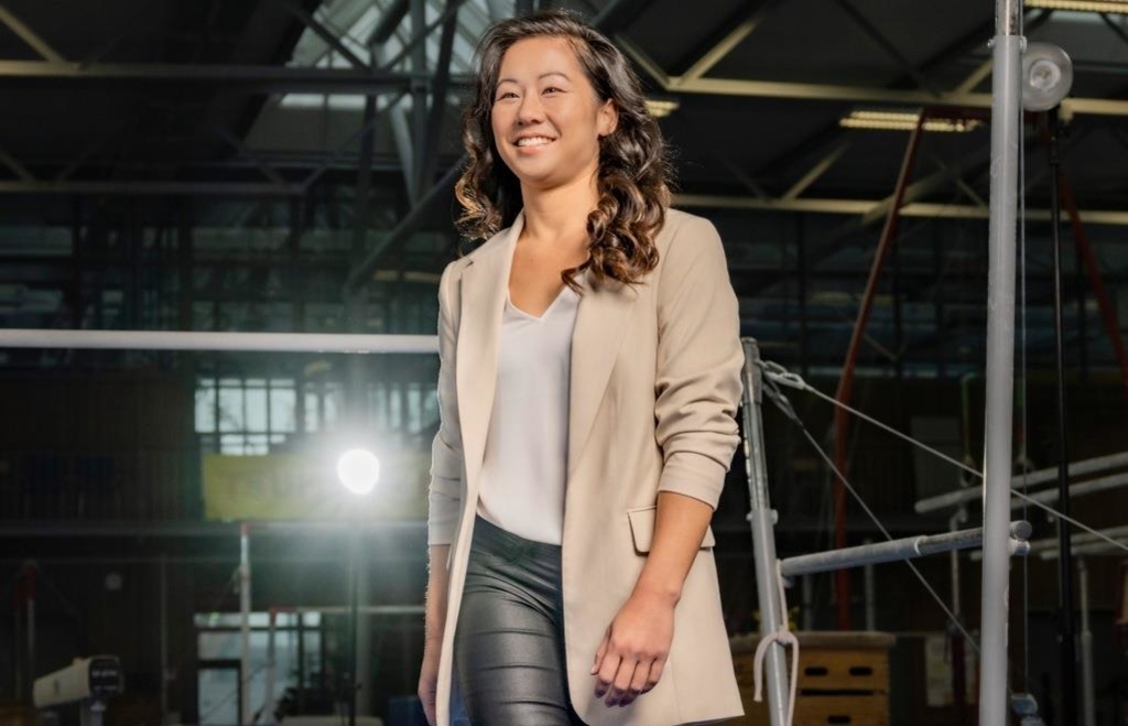 Spitzenturnerin Kim Bui stellt ihr Bestseller-Buch vor