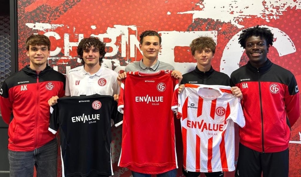 „Sollen den Etablierten Druck machen“: Ein Bundesliga-Nachwuchsspieler ...