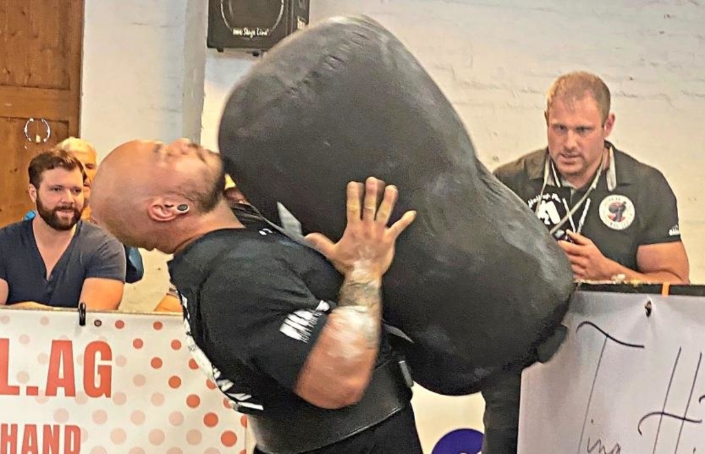 Strongmen-Wettkampf in Altdorf im Video: Unterfranke ist stärkster Mann ...