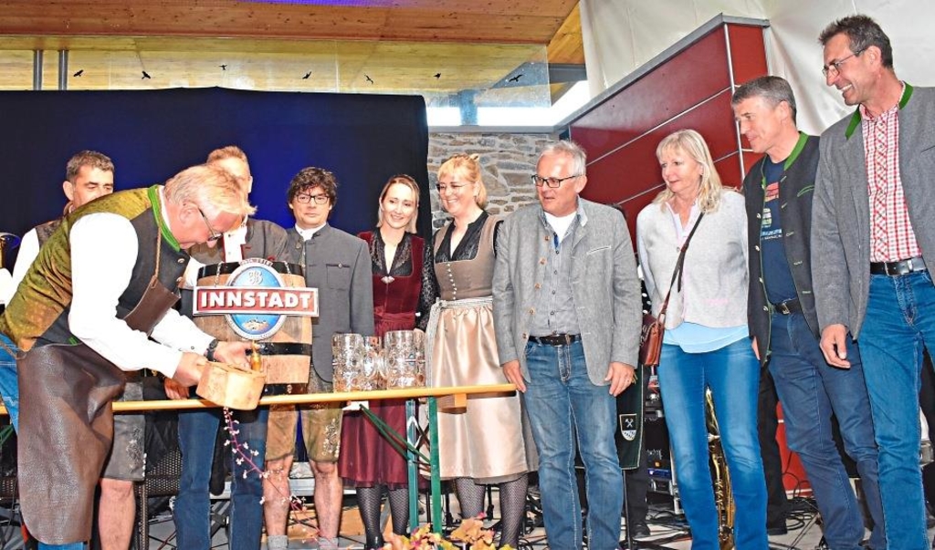 Obernzell, wie es singt, spielt, tanzt, feiert und lacht