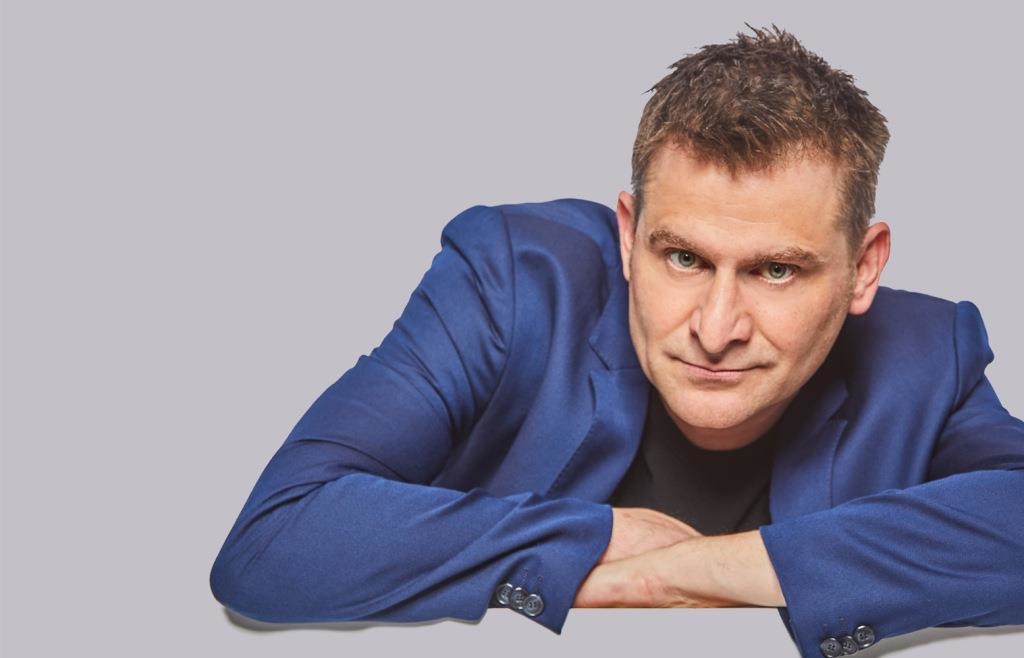 Altinger rettet die Welt: Auftritt mit „Lichtblick“ im Wolferstetter Keller