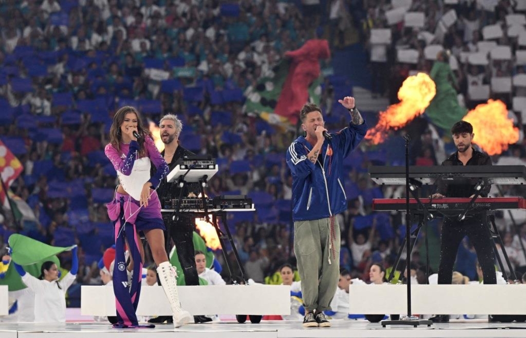 Leony aus Cham singt bei EM-Finale – vor 70.000 Fans im Stadion ...