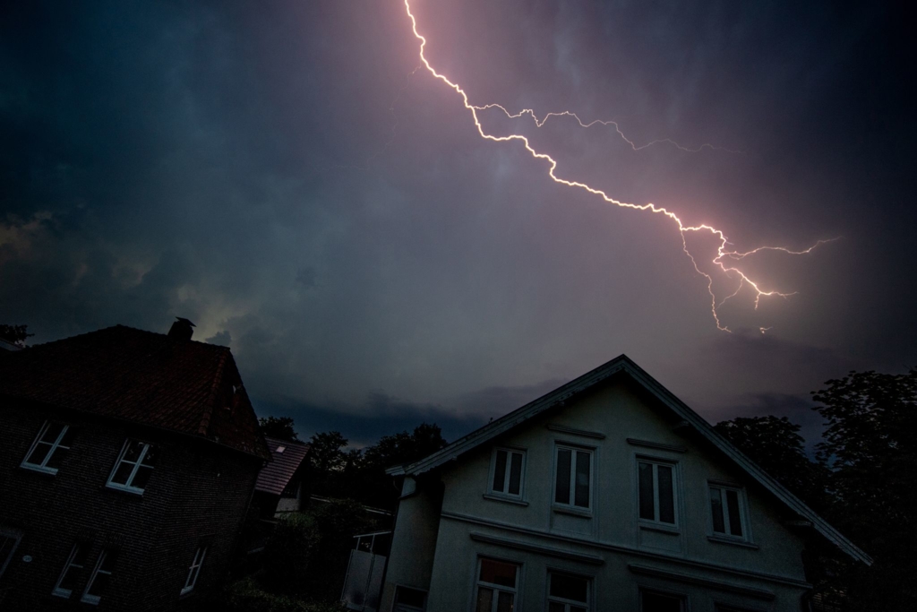 Blitz, Donner, Panik? Das hilft gegen Gewitter-Angst
