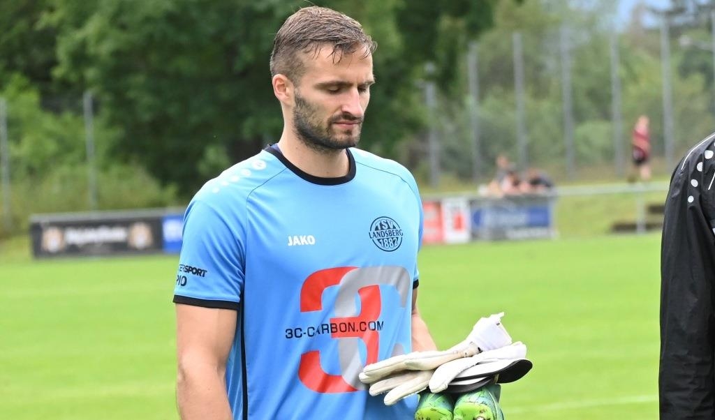 Paukenschlag bei Schalding-Jäger Landsberg: Jetzt steht Mölders ohne ...