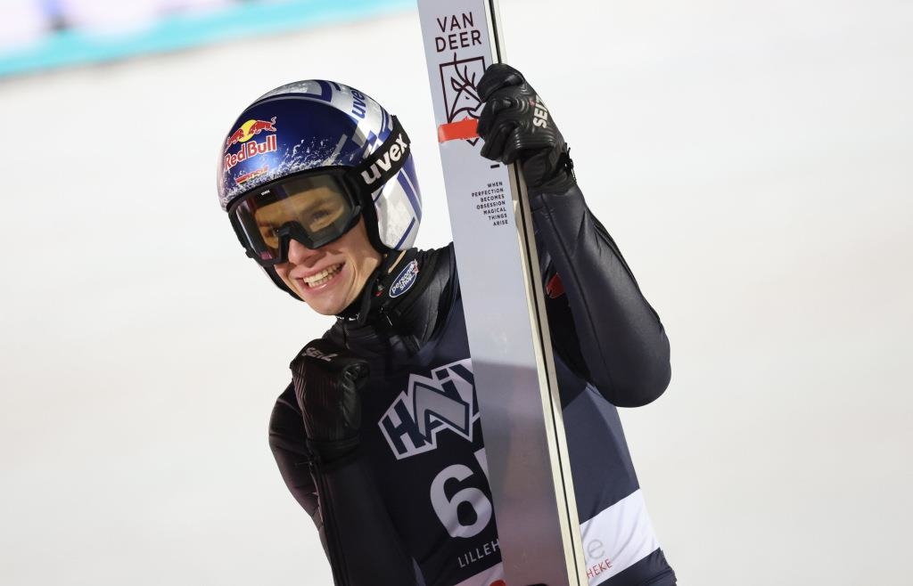 „Er ist bereit“: Ex-Weltmeister Martin Schmitt sieht gute Tournee ...