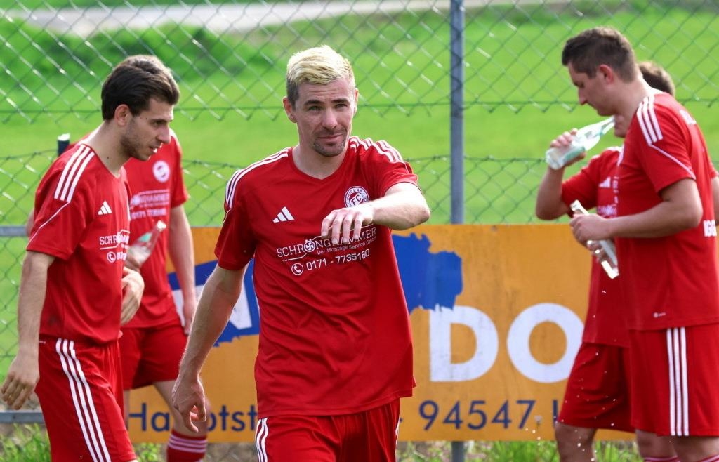 Handlabs Spielertrainer Mörtlbauer zieht Notbremse: Rücktritt, um dem Team zu helfen – Trio um ...