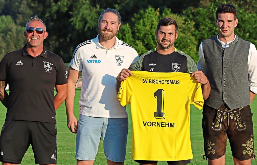 Nach 100 Spielen sagt er „Servus“: SV Bischofsmais verabschiedet ...