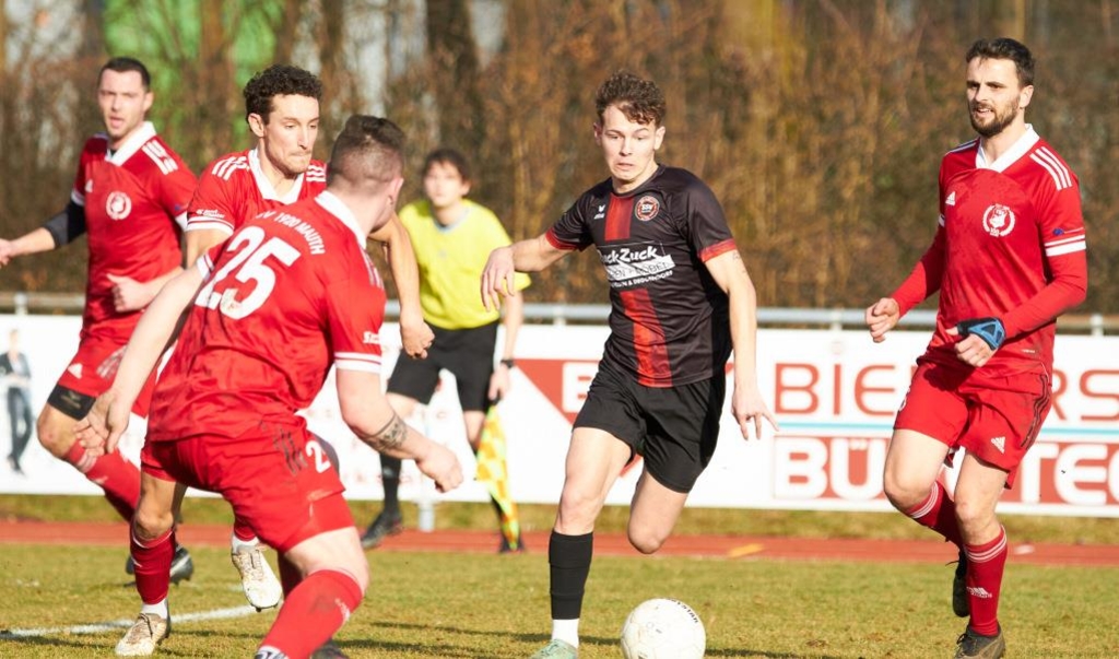 Aber hallo – es geht gleich rund: Eggenfelden dreht 0:2 und ein 15 ...