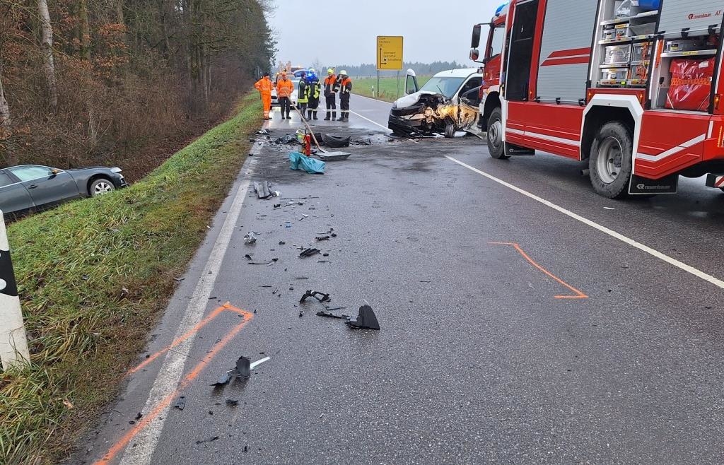 Unfall Auf Der B85