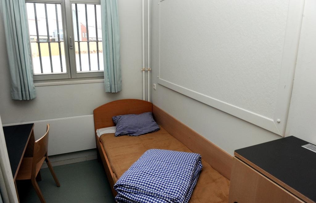 Pikantes Video Landet Im Netz W Rterin Nach Sex Mit Gefangenem Angeklagt