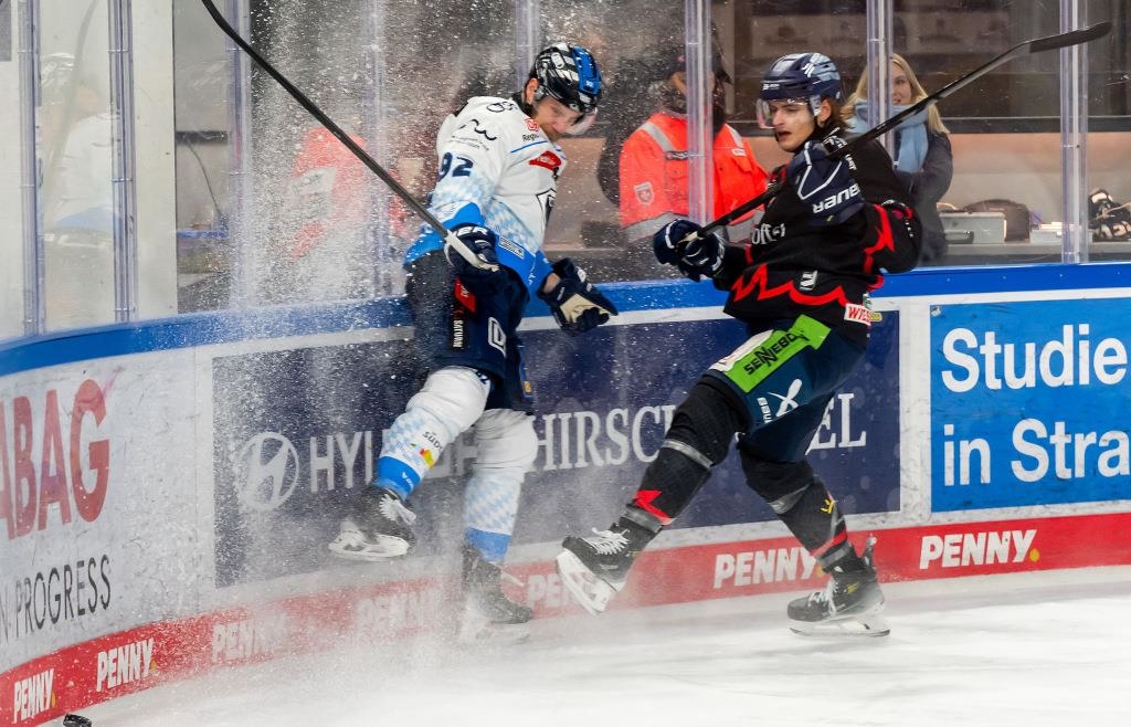 40 Minuten halten die Straubing Tigers mit – dann erobern die ...
