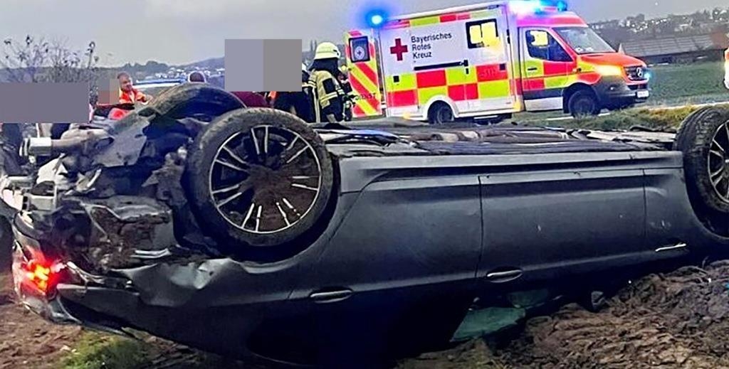 Nach Raser-Unfall bei Eggenfelden: Polizei erklärt, wann es sich um ein illegales Autorennen handelt