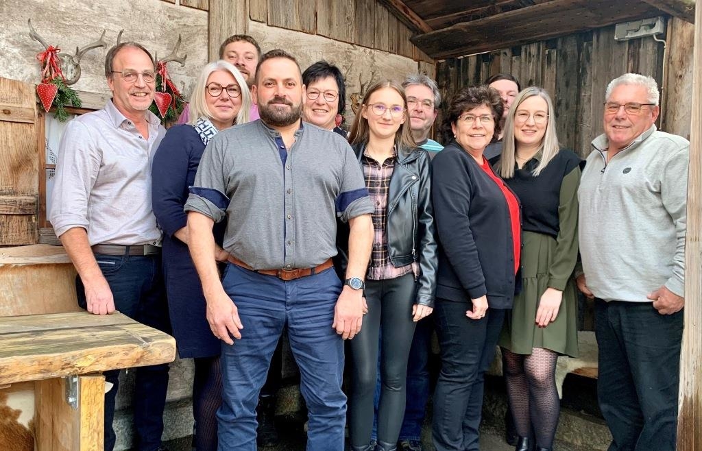 Wieder Sprüche zu starkem Bier: Starkbierfest der Theatergruppe Alkofen ...
