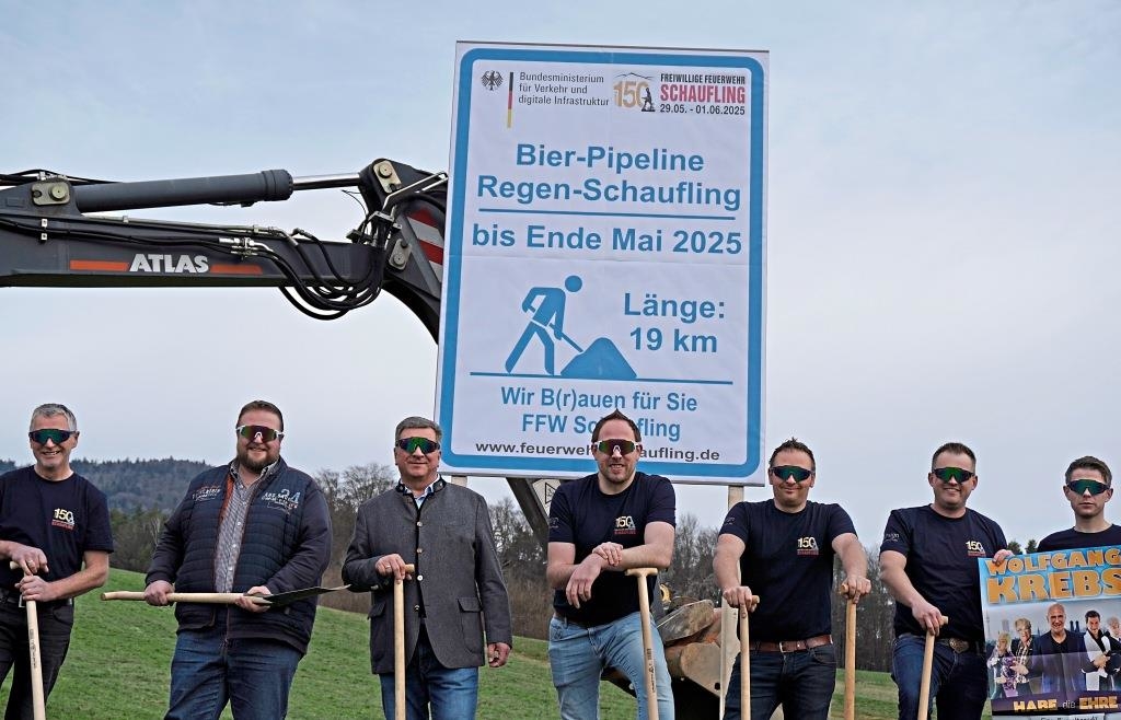 Die Bier-Pipeline war ein Aprilscherz, aber: Bernreiter bedient beim ...