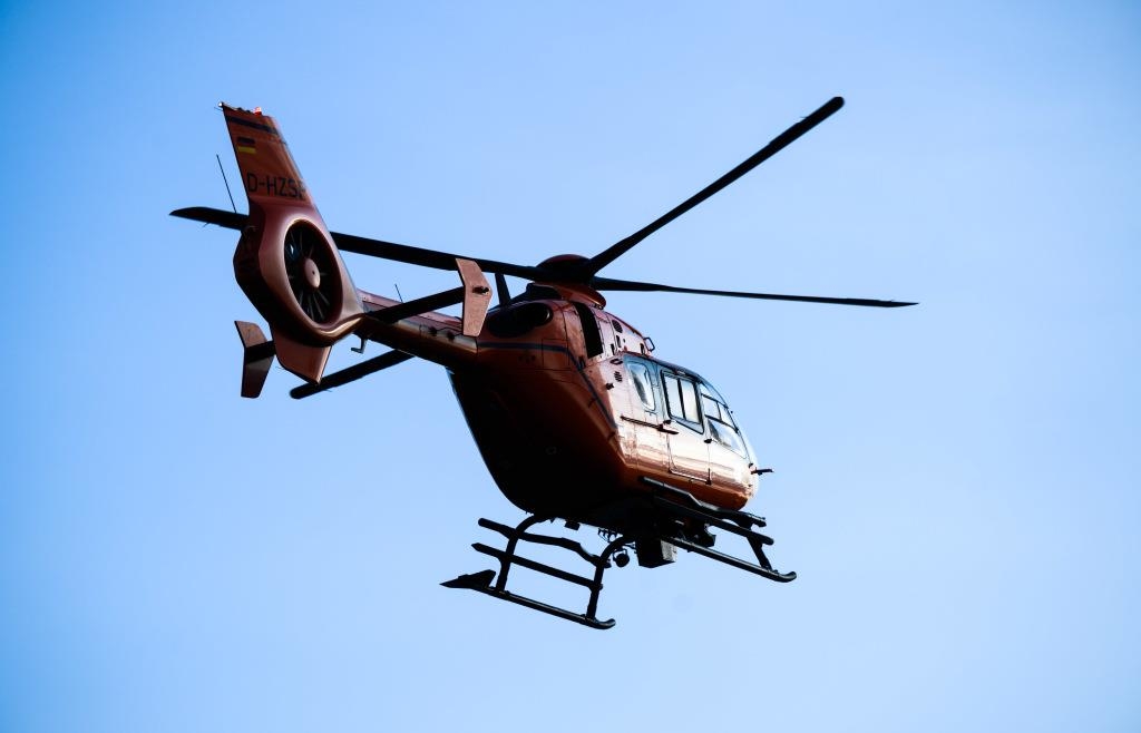 Frau (32) flieht vor Hochwasser auf Baum - nach 52 Stunden gerettet