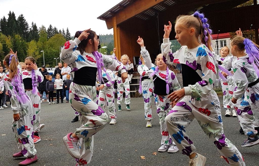 Bayerisch-Böhmischen Sonntag in Eisenstein stand heuer unter dem Motto ...