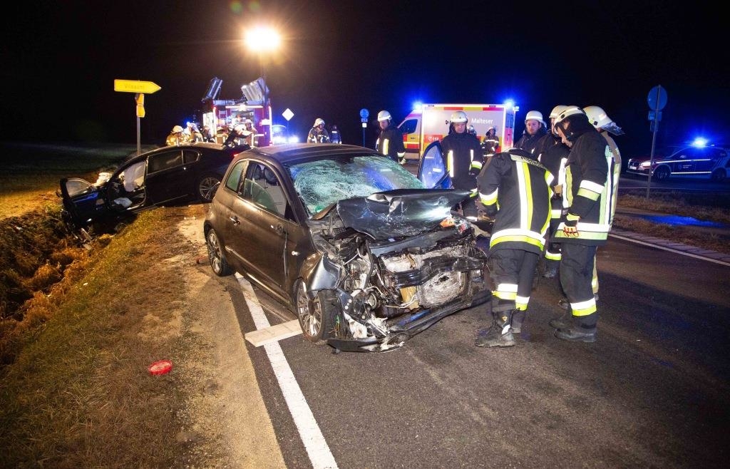 Zwei Schwerverletzte nach Unfall im Landkreis Landshut
