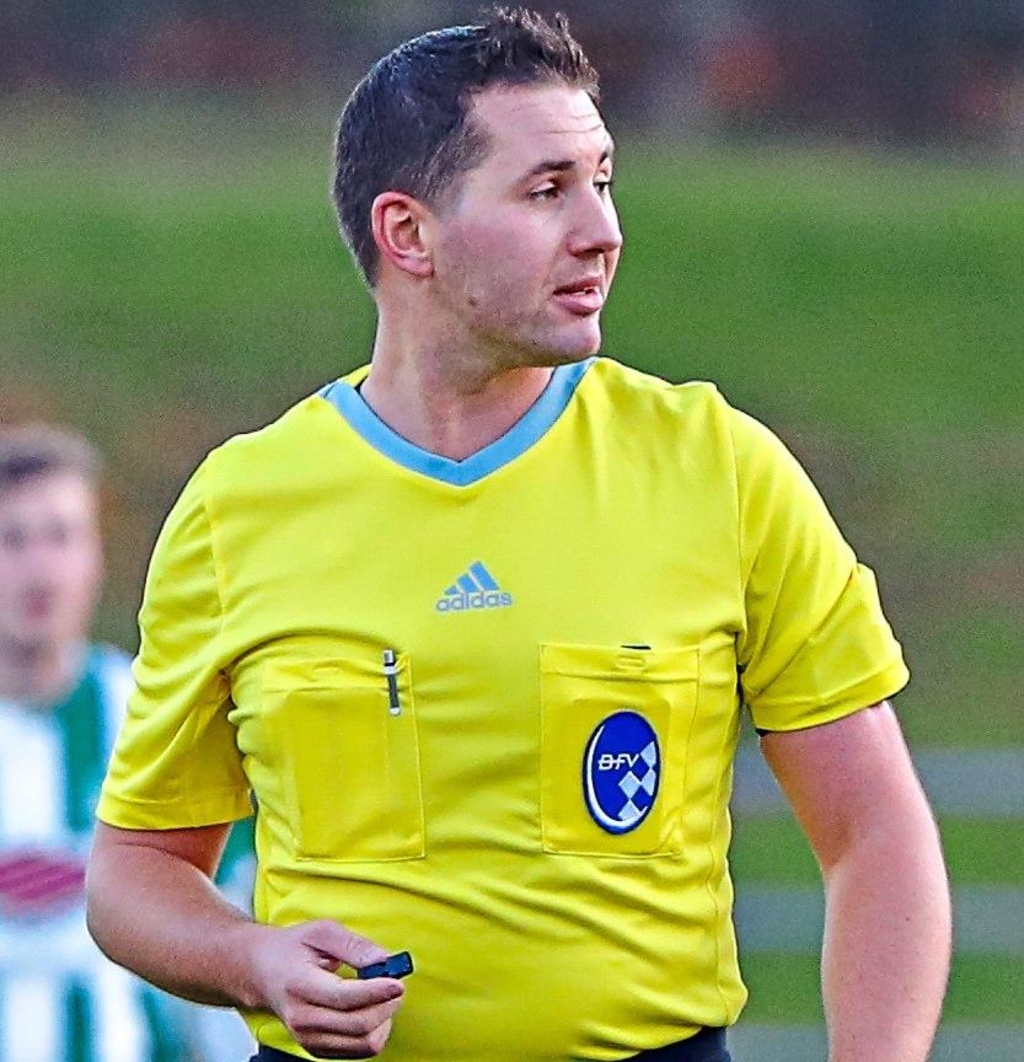 Michael Freund beim Gipfel der Regionalliga