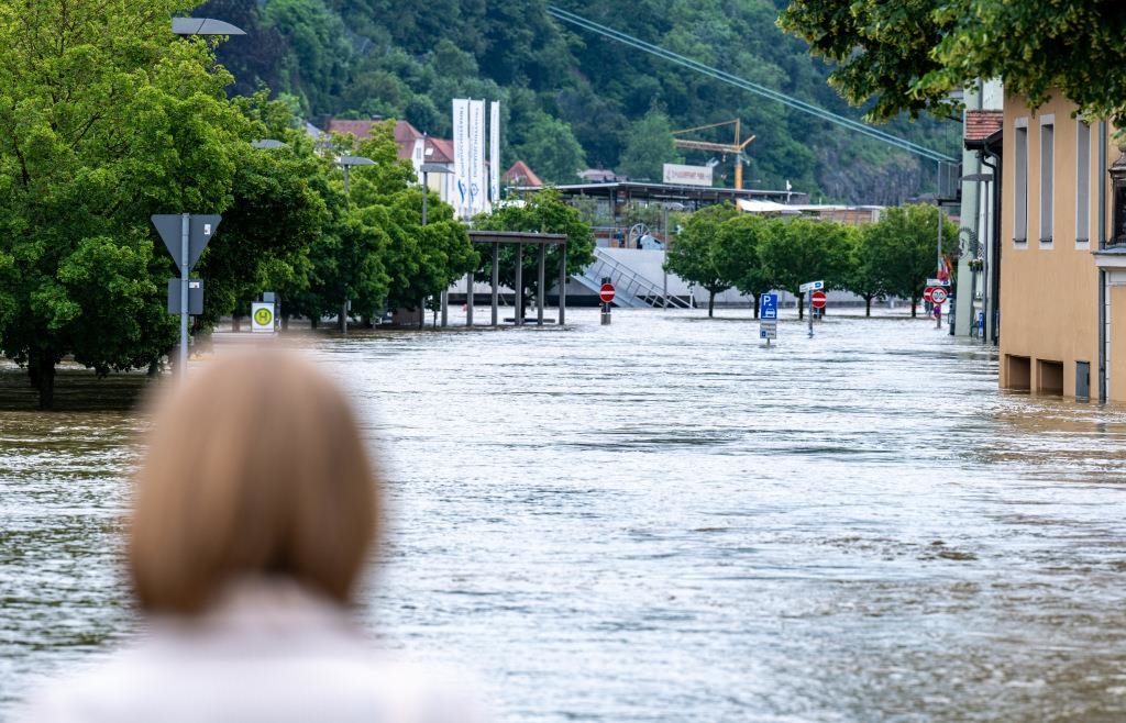 Hochwasser in Bayern bleibt kritisch – Augen auf den Donau-Pegel gerichtet