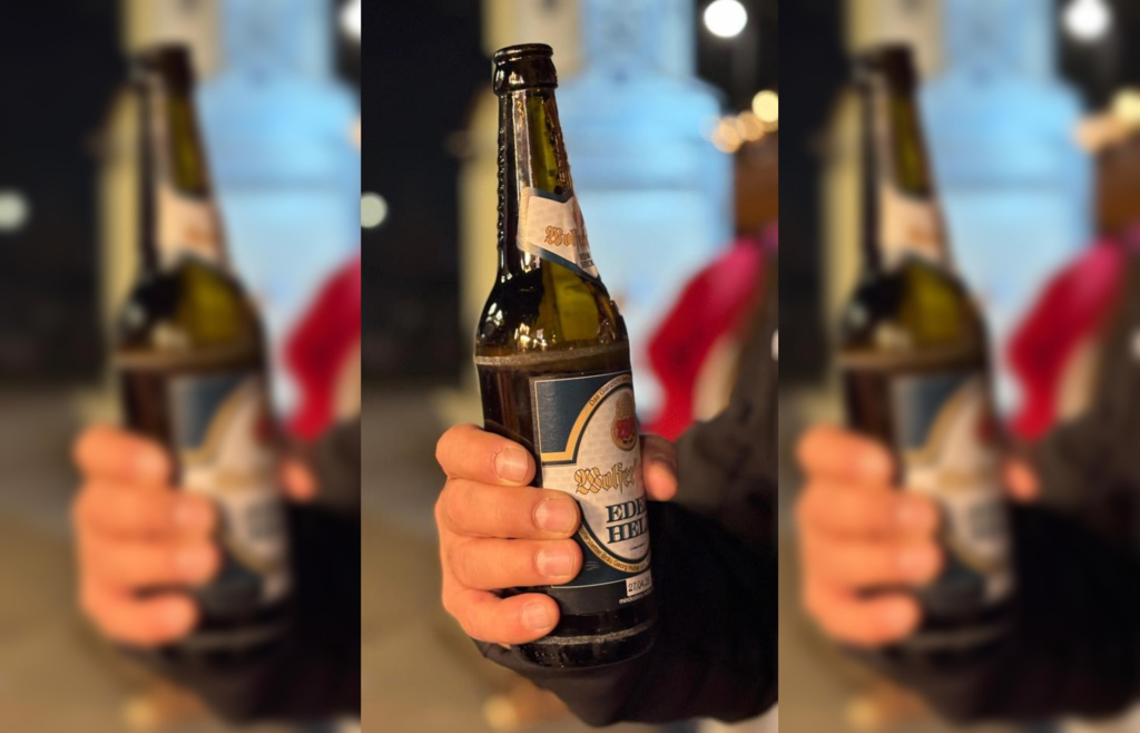 Verwirrung auf schwimmendem Christkindlmarkt: Wolferstetter Bier in ...