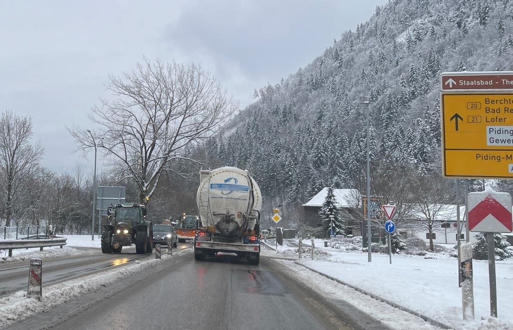 Bauern-Demo: Stau auf B20/21 bei Bad Reichenhall bis nach Piding