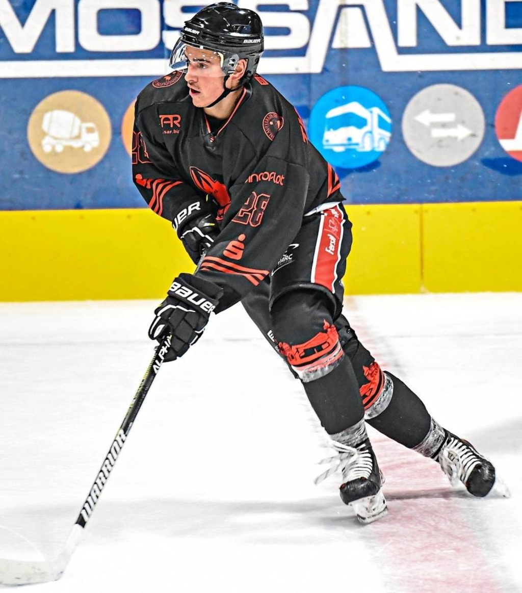 Der „Sheriff“ bleibt: Bayernliga-Aufsteiger EV Dingolfing kann Patrick ...